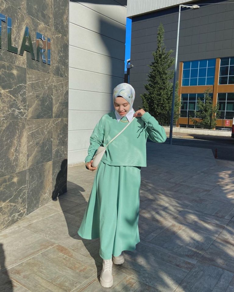 How To Style Pastel For Hijab Trend 2022 - Hijab-style.com